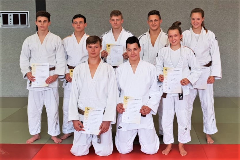 Jason Wolfer neuester und aktuell jüngster Dan-Träger des JVN ...